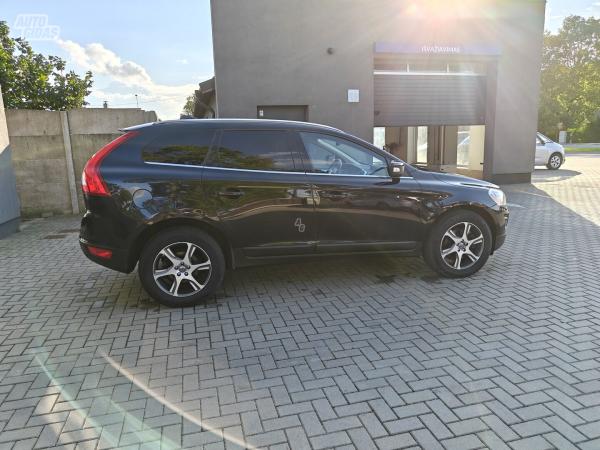 Volvo XC60 2010 Tauragė, ar dzinēja tilpumu 2.00 L un nobraukumu 256 tūkst. km par 6600 €, foto 4 vietnē AUTOMOTO.COM.LV