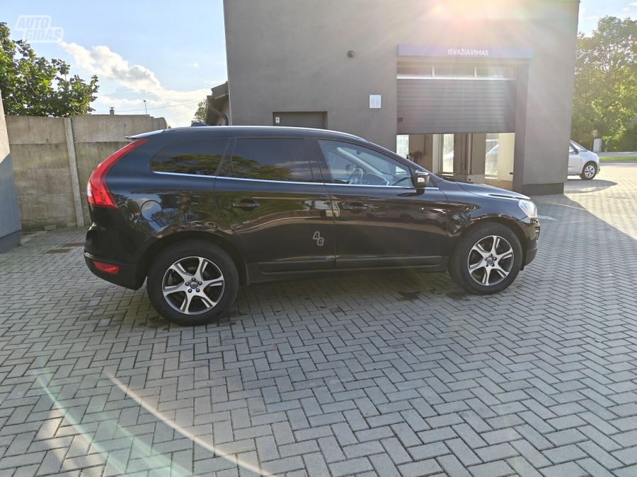 Volvo XC60 2010 Tauragė, ar dzinēja tilpumu 2.00 L un nobraukumu 256 tūkst. km par 6600 €, foto 4 vietnē AUTOMOTO.COM.LV