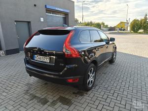 Volvo XC60 2010 Tauragė, ar dzinēja tilpumu 2.00 L un nobraukumu 256 tūkst. km par 6600 €, foto 5 vietnē AUTOMOTO.COM.LV
