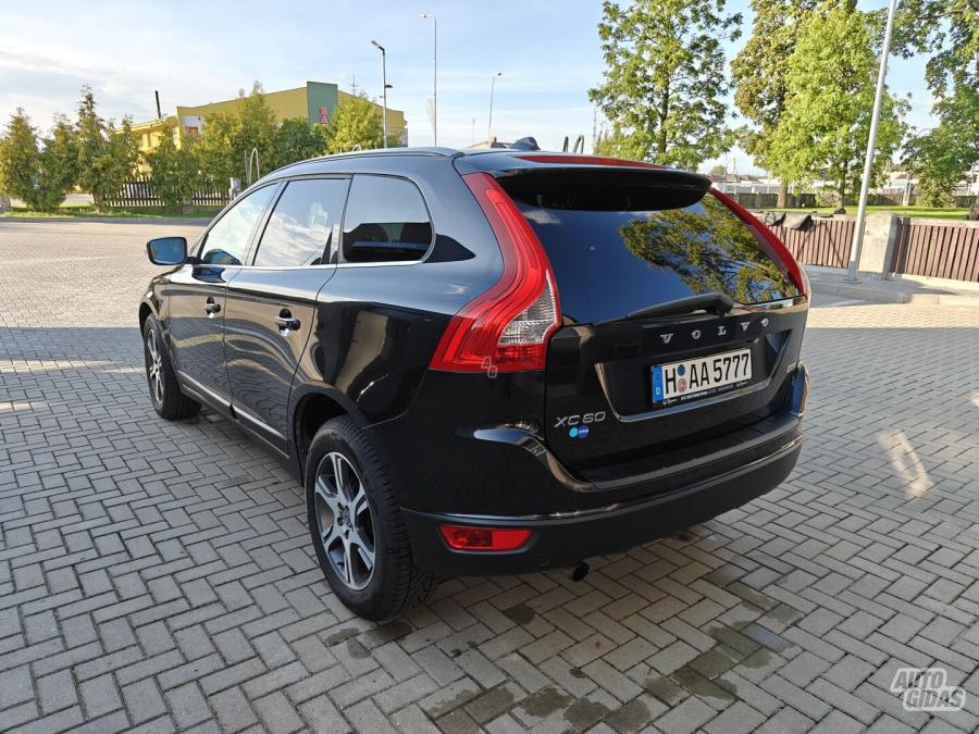 Volvo XC60 2010 Tauragė, ar dzinēja tilpumu 2.00 L un nobraukumu 256 tūkst. km par 6600 €, foto 8 vietnē AUTOMOTO.COM.LV