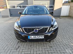 Volvo XC60 2010 Tauragė, ar dzinēja tilpumu 2.00 L un nobraukumu 256 tūkst. km par 6600 €, foto 12 vietnē AUTOMOTO.COM.LV
