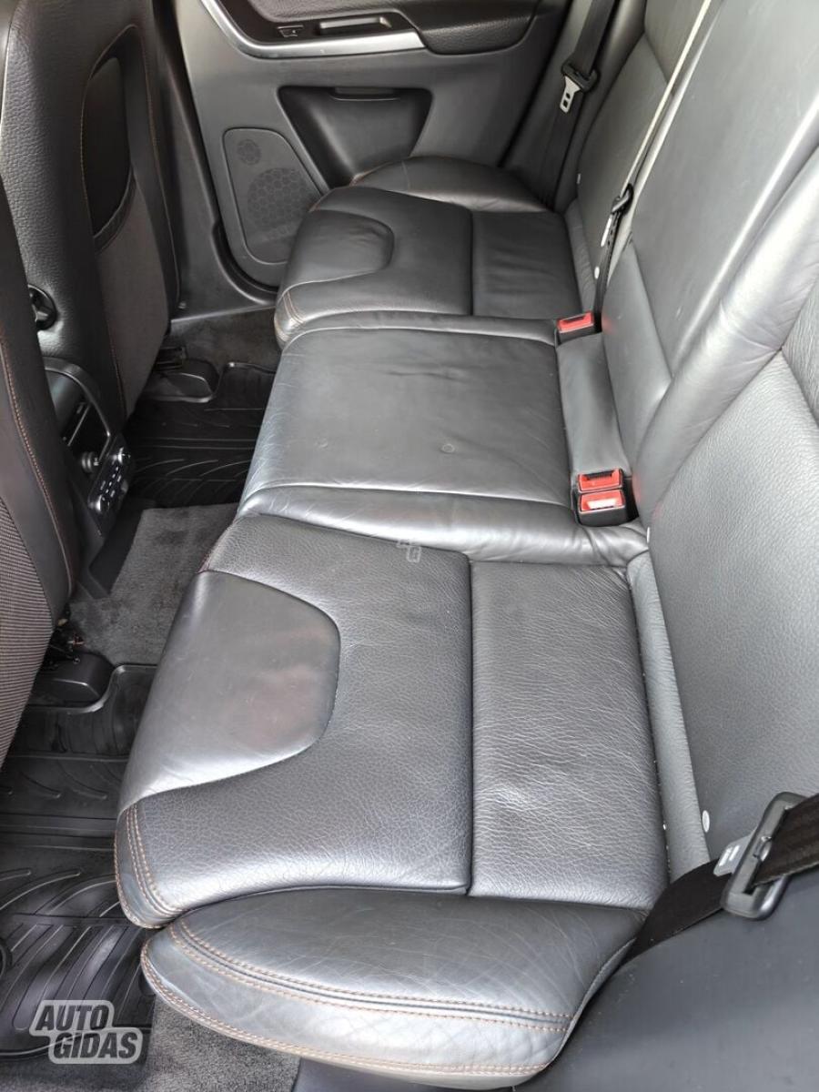 Volvo XC60 2010 Tauragė, ar dzinēja tilpumu 2.00 L un nobraukumu 256 tūkst. km par 6600 €, foto 17 vietnē AUTOMOTO.COM.LV