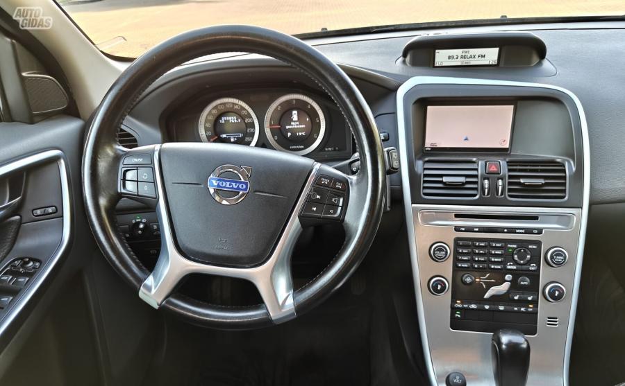 Volvo XC60 2010 Tauragė, ar dzinēja tilpumu 2.00 L un nobraukumu 256 tūkst. km par 6600 €, foto 19 vietnē AUTOMOTO.COM.LV