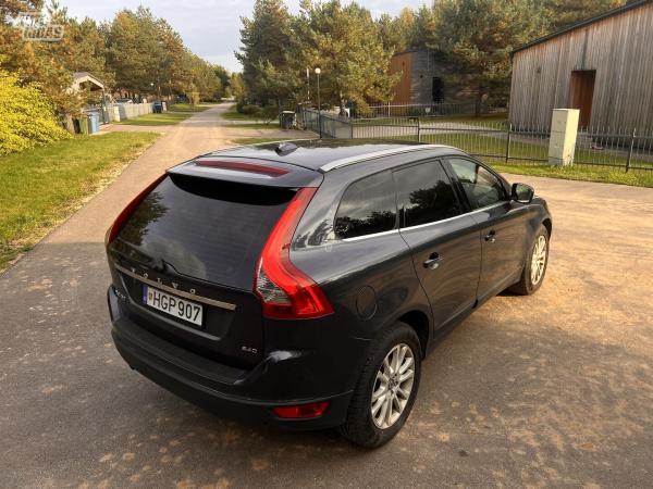 Volvo XC60 2010 Viļņa, ar dzinēja tilpumu 2.40 L un nobraukumu 390 tūkst. km par 5400 €, foto 1 vietnē AUTOMOTO.COM.LV