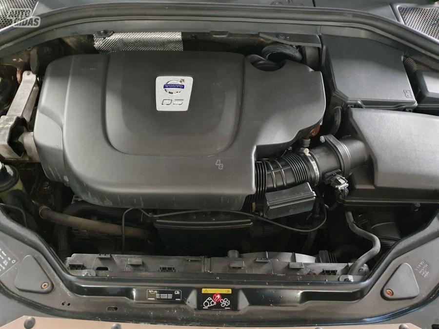 Volvo XC60 2010 in Siauliai, with an engine capacity of 2.40 L and mileage of 283 thousand km for 6500 €, photo 23 on AUTOMOTO.COM.LV