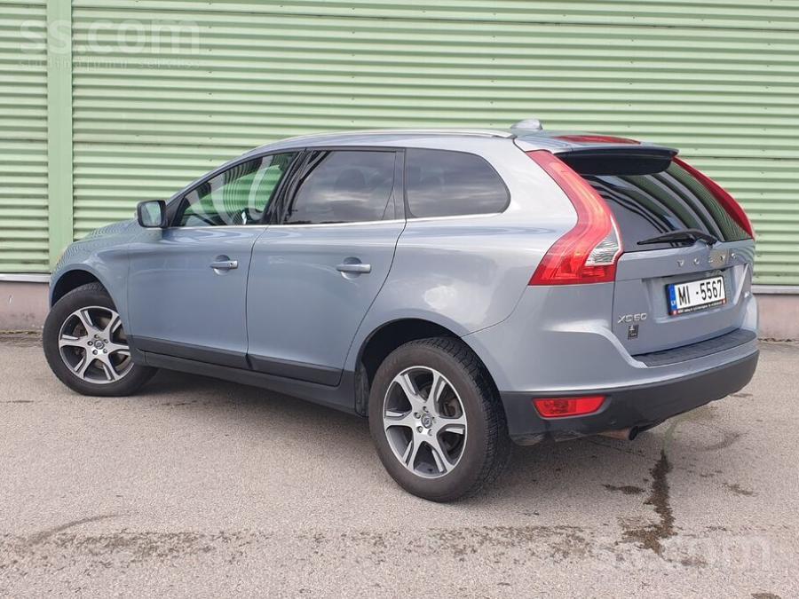Volvo XC60 2011 Rīga, ar dzinēja tilpumu 2.00 L un nobraukumu 238 tūkst. km par 7990 €, foto 10 vietnē AUTOMOTO.COM.LV