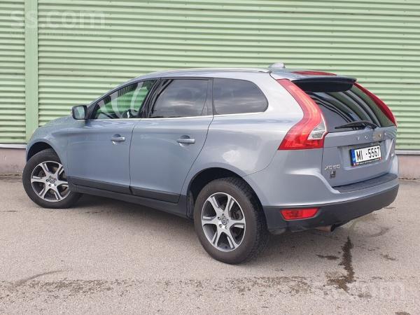 Volvo XC60 2011 in Riga, with an engine capacity of 2.00 L and mileage of 238 thousand km for 7990 €, photo 10 on AUTOMOTO.COM.LV