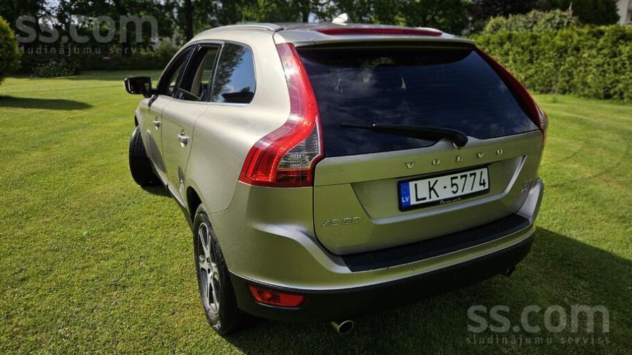 Volvo XC60 2011 in Riga, with an engine capacity of 2.40 L and mileage of 333 thousand km for 7400 €, photo 3 on AUTOMOTO.COM.LV
