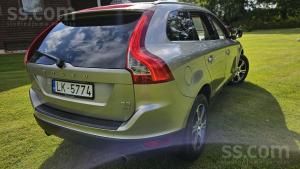 Volvo XC60 2011 in Riga, with an engine capacity of 2.40 L and mileage of 333 thousand km for 7400 €, photo 4 on AUTOMOTO.COM.LV