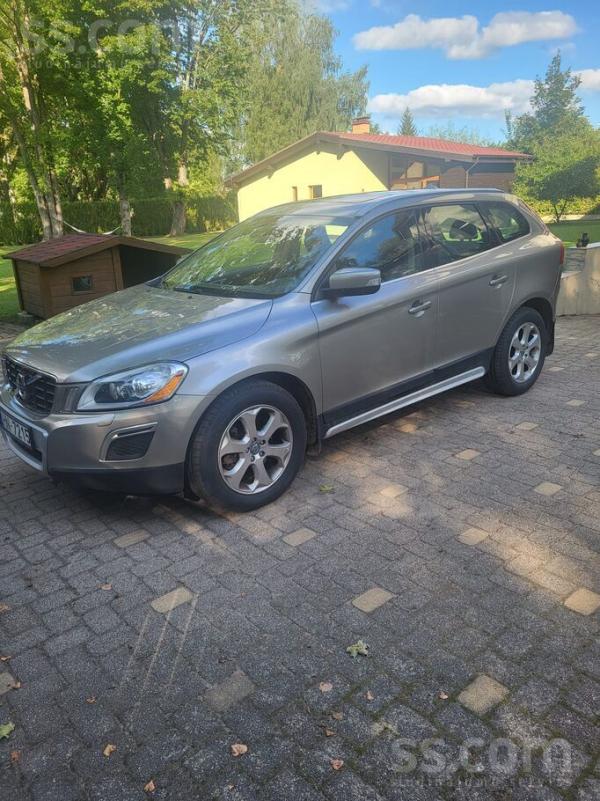 Volvo XC60 2011 in Rezekne, with an engine capacity of 2.40 L and mileage of 187 thousand km for 9300 €, photo 1 on AUTOMOTO.COM.LV