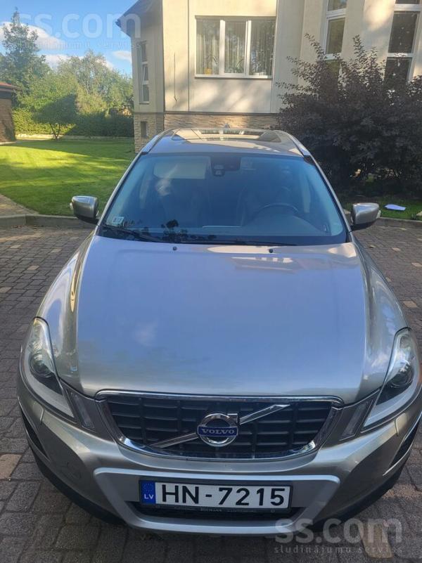 Volvo XC60 2011 in Rezekne, with an engine capacity of 2.40 L and mileage of 187 thousand km for 9300 €, photo 3 on AUTOMOTO.COM.LV