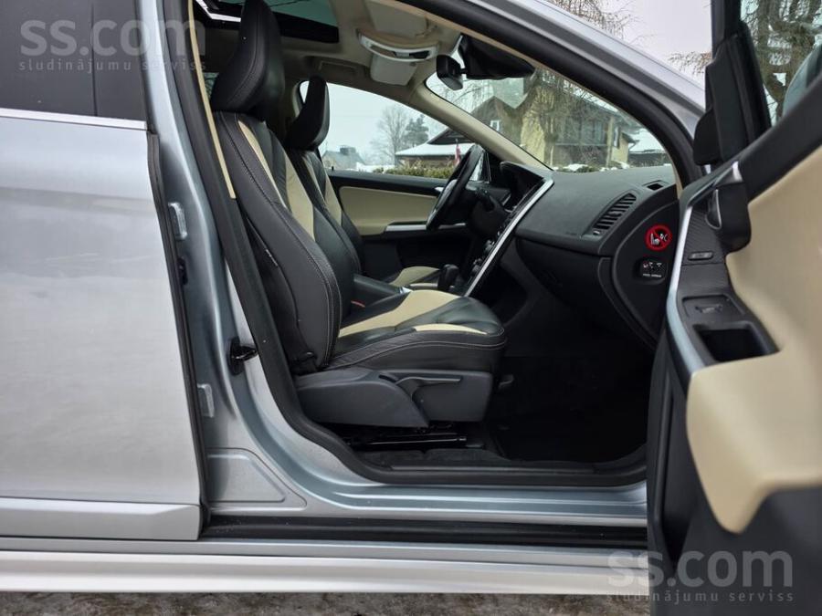 Volvo XC60 2011 in Riga, with an engine capacity of 2.40 L and mileage of 0 thousand km for 9950 €, photo 18 on AUTOMOTO.COM.LV