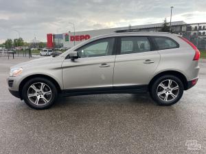 Volvo XC60 2011 in Kaunas, with an engine capacity of 2.40 L and mileage of 245 thousand km for 9900 €, photo 3 on AUTOMOTO.COM.LV