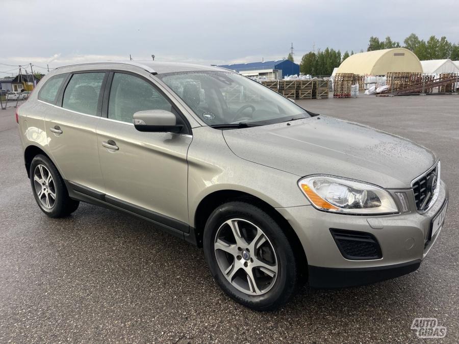 Volvo XC60 2011 in Kaunas, with an engine capacity of 2.40 L and mileage of 245 thousand km for 9900 €, photo 7 on AUTOMOTO.COM.LV