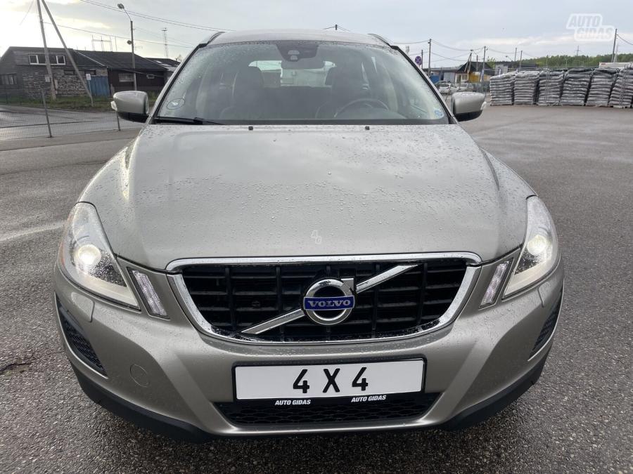 Volvo XC60 2011 in Kaunas, with an engine capacity of 2.40 L and mileage of 245 thousand km for 9900 €, photo 13 on AUTOMOTO.COM.LV