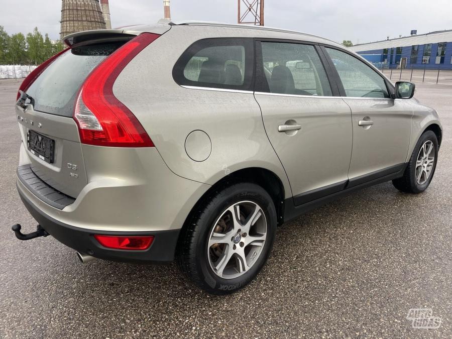 Volvo XC60 2011 in Kaunas, with an engine capacity of 2.40 L and mileage of 245 thousand km for 9900 €, photo 15 on AUTOMOTO.COM.LV