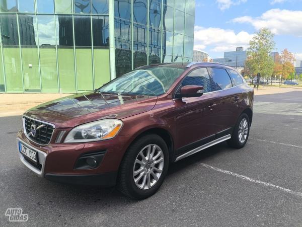 Volvo XC60 2011 in Vilnius, with an engine capacity of 3.00 L and mileage of 262 thousand km for 5850 €, photo 3 on AUTOMOTO.COM.LV