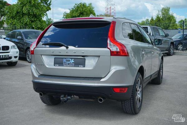 Volvo XC60 2011 in Marijampole, with an engine capacity of 2.40 L and mileage of 213 thousand km for 10450 €, photo 10 on AUTOMOTO.COM.LV