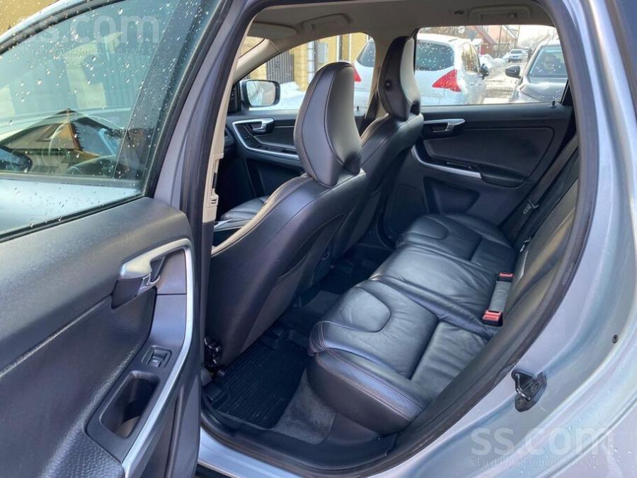 Volvo XC60 2011 Daugavpils, ar dzinēja tilpumu 2.40 L un nobraukumu 0 tūkst. km par 8450 €, foto 16 vietnē AUTOMOTO.COM.LV