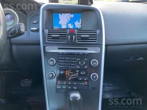 Volvo XC60 2011 Daugavpils, ar dzinēja tilpumu 2.40 L un nobraukumu 0 tūkst. km par 8450 €, foto 19 vietnē AUTOMOTO.COM.LV