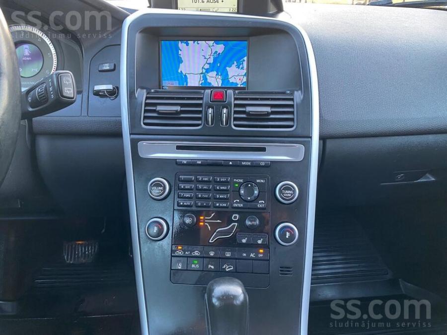 Volvo XC60 2011 Daugavpils, ar dzinēja tilpumu 2.40 L un nobraukumu 0 tūkst. km par 8450 €, foto 19 vietnē AUTOMOTO.COM.LV