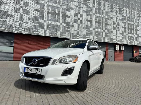 Volvo XC60 2011 Klaipėda, ar dzinēja tilpumu 2.40 L un nobraukumu 229 tūkst. km par 9300 €, foto 6 vietnē AUTOMOTO.COM.LV
