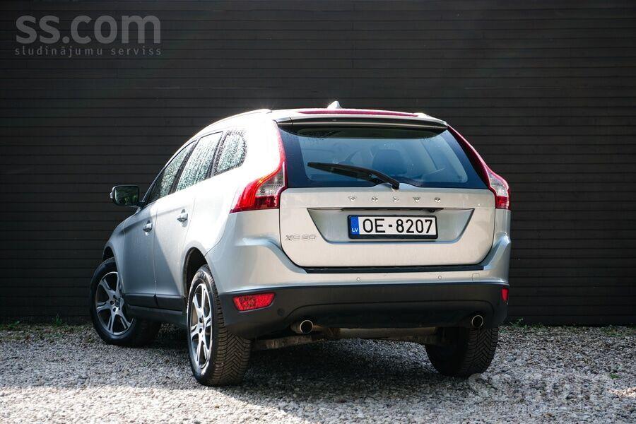 Volvo XC60 2011 Rīga, ar dzinēja tilpumu 2.40 L un nobraukumu 280 tūkst. km par 10290 €, foto 5 vietnē AUTOMOTO.COM.LV