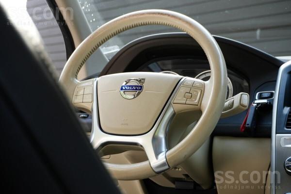 Volvo XC60 2011 Rīga, ar dzinēja tilpumu 2.40 L un nobraukumu 280 tūkst. km par 10290 €, foto 6 vietnē AUTOMOTO.COM.LV