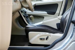 Volvo XC60 2011 Rīga, ar dzinēja tilpumu 2.40 L un nobraukumu 280 tūkst. km par 10290 €, foto 13 vietnē AUTOMOTO.COM.LV