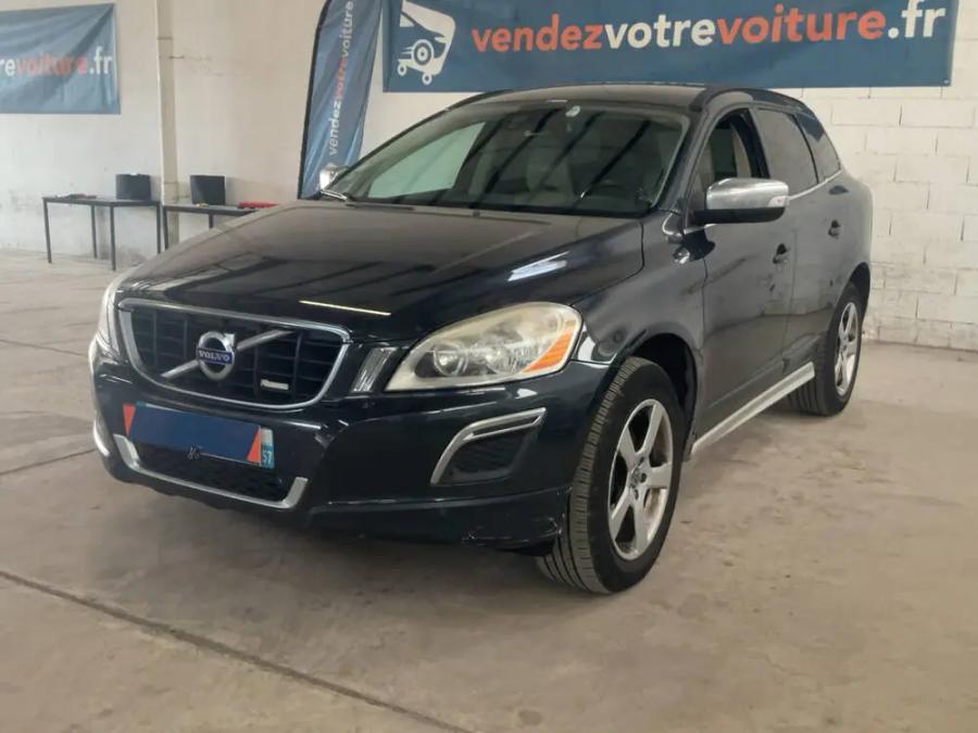 Volvo XC60 2011 Mārupe, ar dzinēja tilpumu 2.40 L un nobraukumu 330 tūkst. km par 8950 €, foto 1 vietnē AUTOMOTO.COM.LV