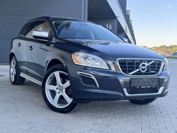 Volvo XC60 2011 in Vilnius, with an engine capacity of 1.98 L and mileage of 260 thousand km for 8850 €, photo 4 on AUTOMOTO.COM.LV
