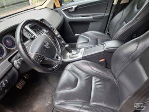 Volvo XC60 2011 in Vilnius, with an engine capacity of 2.40 L and mileage of 258 thousand km for 9200 €, photo 7 on AUTOMOTO.COM.LV