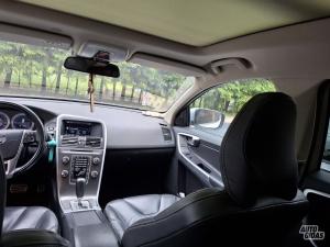 Volvo XC60 2011 in Vilnius, with an engine capacity of 2.40 L and mileage of 258 thousand km for 9200 €, photo 15 on AUTOMOTO.COM.LV