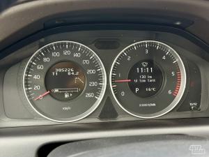 Volvo XC60 2011 in Vilkaviskis, with an engine capacity of 2.00 L and mileage of 305 thousand km for 8500 €, photo 13 on AUTOMOTO.COM.LV