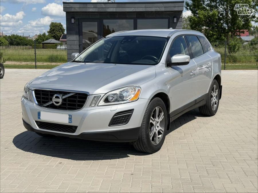 Volvo XC60 2011 in Taurage, with an engine capacity of 2.40 L and mileage of 290 thousand km for 7000 €, photo 1 on AUTOMOTO.COM.LV