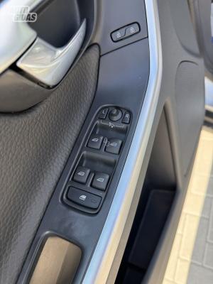 Volvo XC60 2011 in Taurage, with an engine capacity of 2.40 L and mileage of 290 thousand km for 7000 €, photo 13 on AUTOMOTO.COM.LV