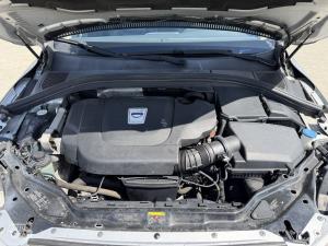 Volvo XC60 2011 in Taurage, with an engine capacity of 2.40 L and mileage of 290 thousand km for 7000 €, photo 15 on AUTOMOTO.COM.LV