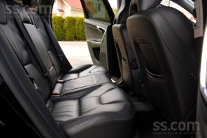 Volvo XC60 2011 in Riga, with an engine capacity of 2.40 L and mileage of 295 thousand km for 9450 €, photo 21 on AUTOMOTO.COM.LV