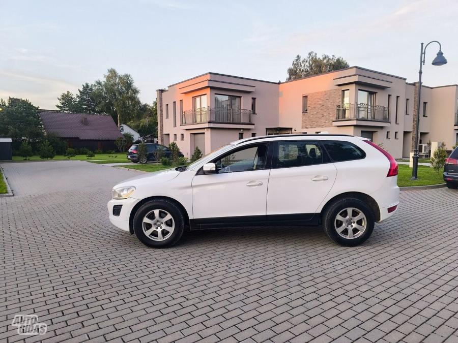 Volvo XC60 2011 Šauļi, ar dzinēja tilpumu 2.00 L un nobraukumu 201 tūkst. km par 6800 €, foto 15 vietnē AUTOMOTO.COM.LV