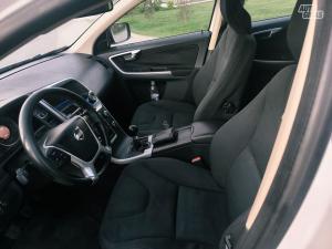 Volvo XC60 2011 Šauļi, ar dzinēja tilpumu 2.00 L un nobraukumu 201 tūkst. km par 6800 €, foto 18 vietnē AUTOMOTO.COM.LV