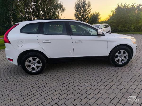 Volvo XC60 2011 Šauļi, ar dzinēja tilpumu 2.00 L un nobraukumu 201 tūkst. km par 6800 €, foto 3 vietnē AUTOMOTO.COM.LV