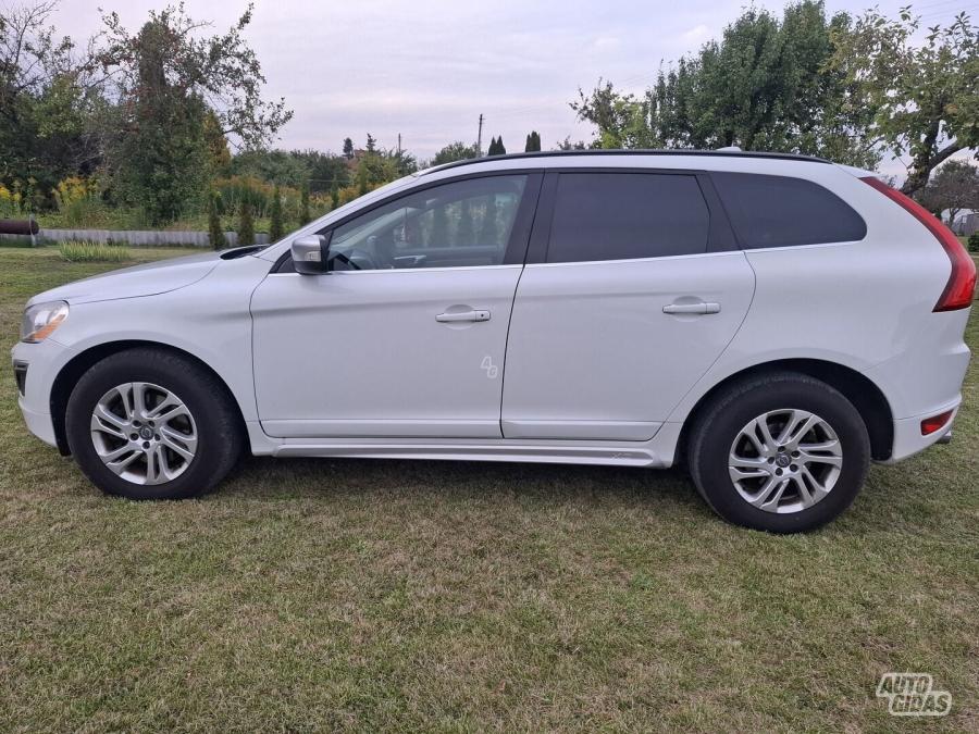 Volvo XC60 2011 Akmenė, ar dzinēja tilpumu 2.40 L un nobraukumu 297 tūkst. km par 8800 €, foto 3 vietnē AUTOMOTO.COM.LV