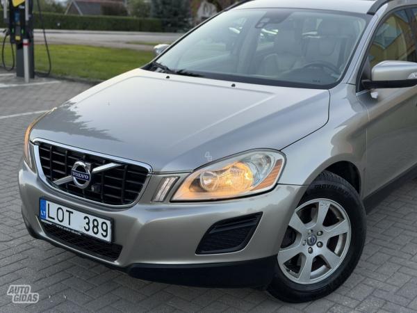 Volvo XC60 2011 Kaišiadorys, ar dzinēja tilpumu 2.40 L un nobraukumu 380 tūkst. km par 4200 €, foto 3 vietnē AUTOMOTO.COM.LV