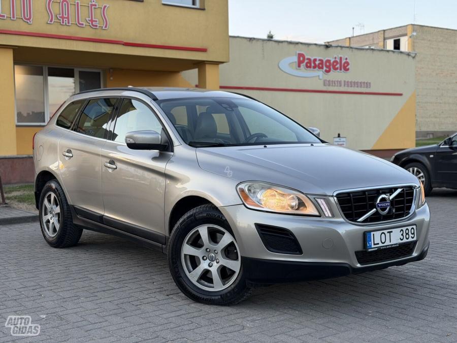 Volvo XC60 2011 Kaišiadorys, ar dzinēja tilpumu 2.40 L un nobraukumu 380 tūkst. km par 4200 €, foto 4 vietnē AUTOMOTO.COM.LV