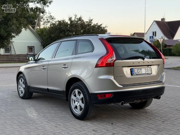 Volvo XC60 2011 Kaišiadorys, ar dzinēja tilpumu 2.40 L un nobraukumu 380 tūkst. km par 4200 €, foto 8 vietnē AUTOMOTO.COM.LV
