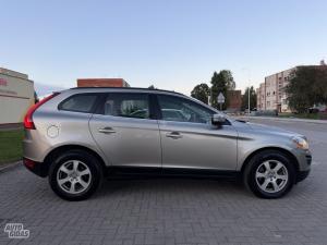 Volvo XC60 2011 Kaišiadorys, ar dzinēja tilpumu 2.40 L un nobraukumu 380 tūkst. km par 4200 €, foto 10 vietnē AUTOMOTO.COM.LV