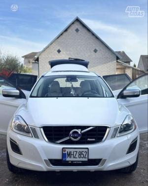 Volvo XC60 2011 Panevēža, ar dzinēja tilpumu 3.20 L un nobraukumu 246 tūkst. km par 6200 €, foto 5 vietnē AUTOMOTO.COM.LV