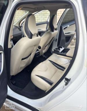 Volvo XC60 2011 Panevēža, ar dzinēja tilpumu 3.20 L un nobraukumu 246 tūkst. km par 6200 €, foto 7 vietnē AUTOMOTO.COM.LV