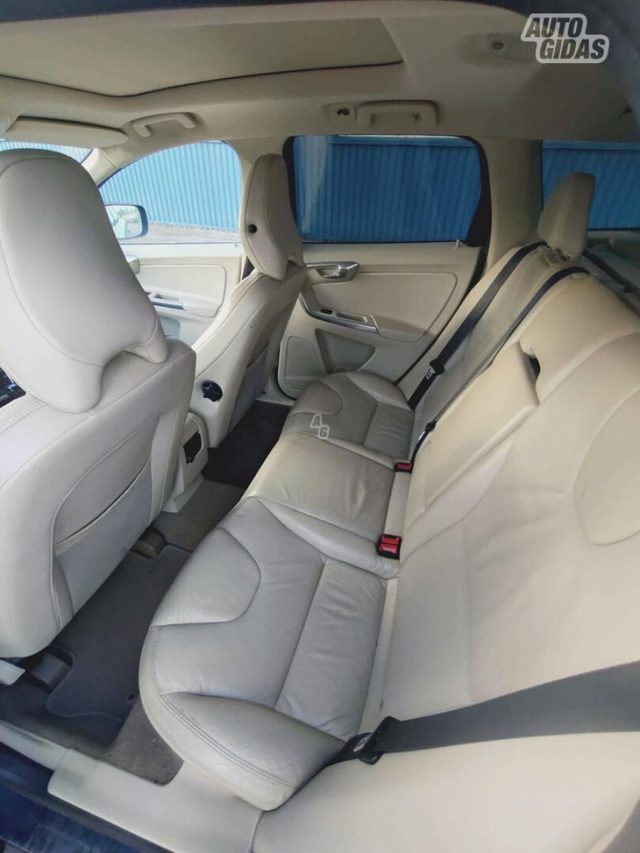 Вольво ХС60 2011 в Паневежис, объемом двигателя 2.00 л и пробегом 259 тыс. км за 5300 €, фото 6 на AUTOMOTO.COM.LV