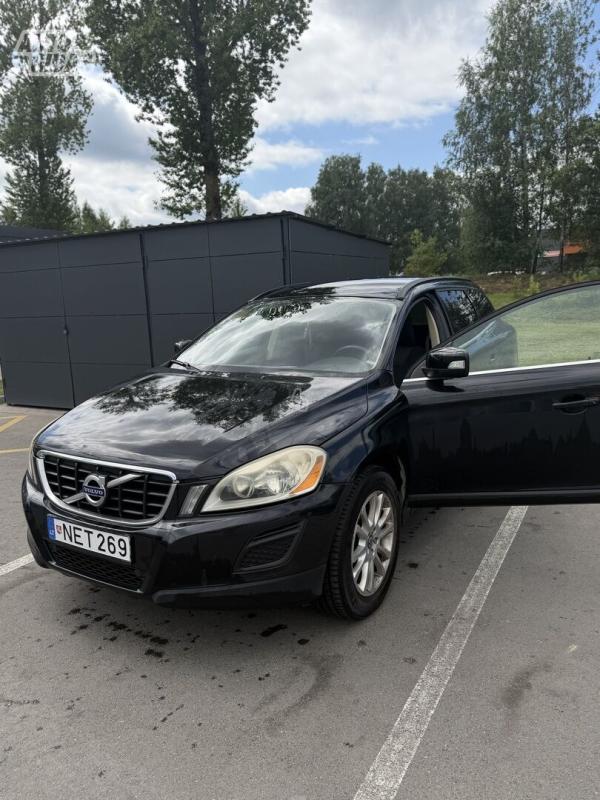 Volvo XC60 2011 Viļņa, ar dzinēja tilpumu 2.00 L un nobraukumu 320 tūkst. km par 7900 €, foto 1 vietnē AUTOMOTO.COM.LV